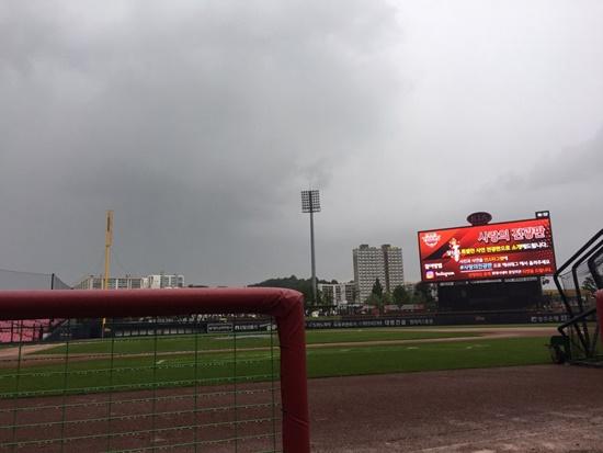 20일 KBO리그 광주 SK-KIA전 우천 취소