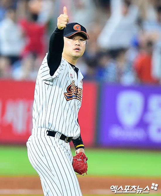 '32SV' 롯데 손승락 "중요한 경기, 일찍 몸 풀었다"