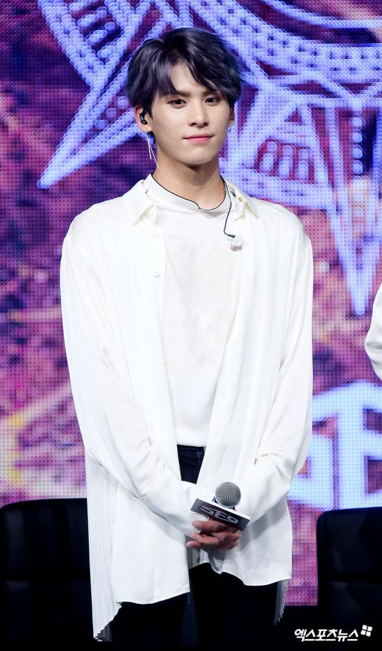 [엑's HD] SF9 태양 '여심 사로잡는 눈빛'