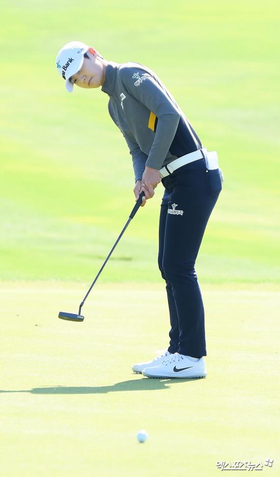 [엑's HD] 박성현 '신중하게'(LPGA KEB하나은행 챔피언십)