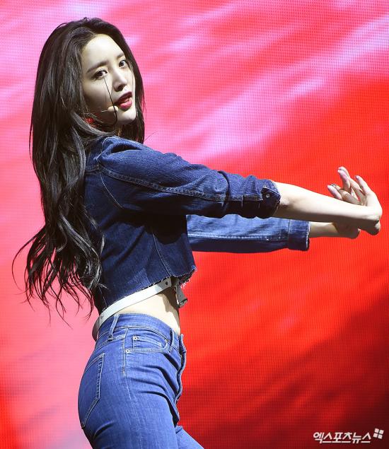 [엑's HD] EXID 정화 '개미허리 뽐내며'