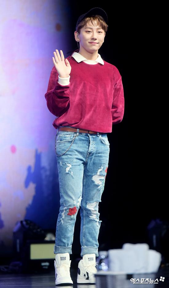 [엑's HD] JBJ 노태현 '사랑스러운 인사'