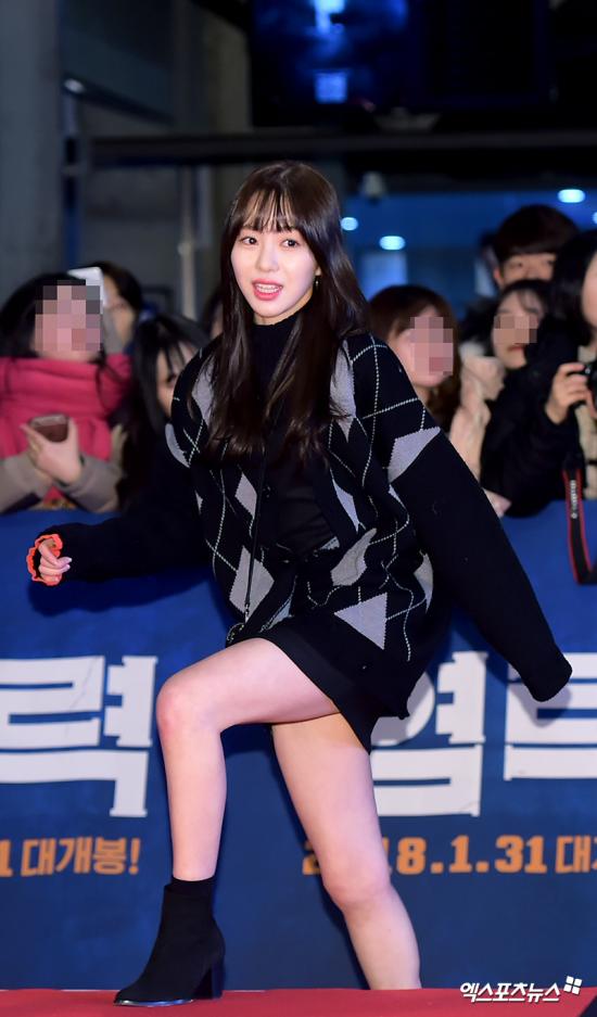 [엑's HD] AOA 민아 '미니스커트 입고 과감한 걸음'