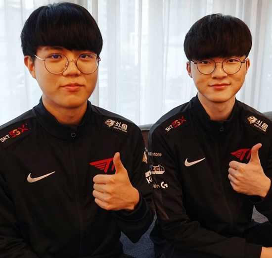 T1, 새 나이키 유니폼 선보여…'깔끔한 블랙 저지 스타일'