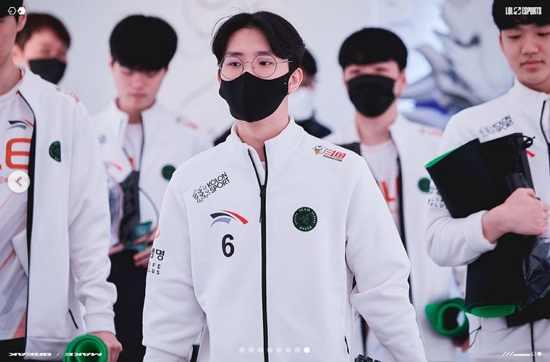 '1위 결정전 가자!" 한화생명, RNG 격파하며 그룹스테이지 2R 전승 [롤드컵]