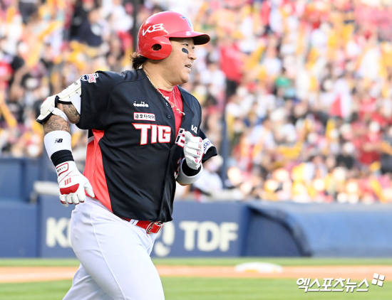 '19G 만에 손맛' 최형우, 개인 통산 350홈런 금자탑…KBO 역대 6번째