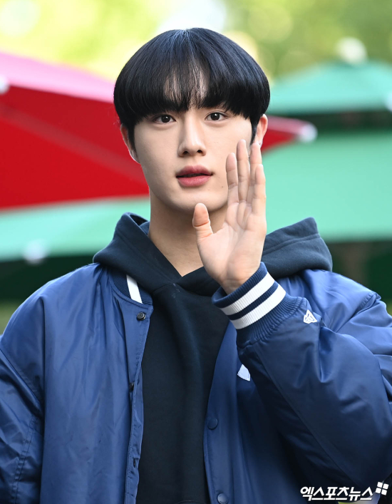 CIX 현석 '계절 앞서가는 패션'[엑's HD포토]