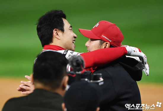 아파하는 짐승 일으킨 어린왕자 격려, 두 남자의 동행은 계속된다 [SSG V5]