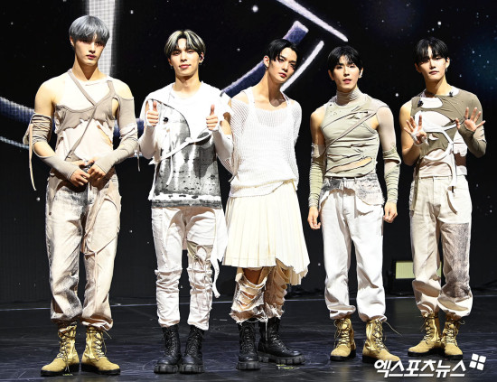 CIX '훈훈한 비주얼'[엑's HD포토]