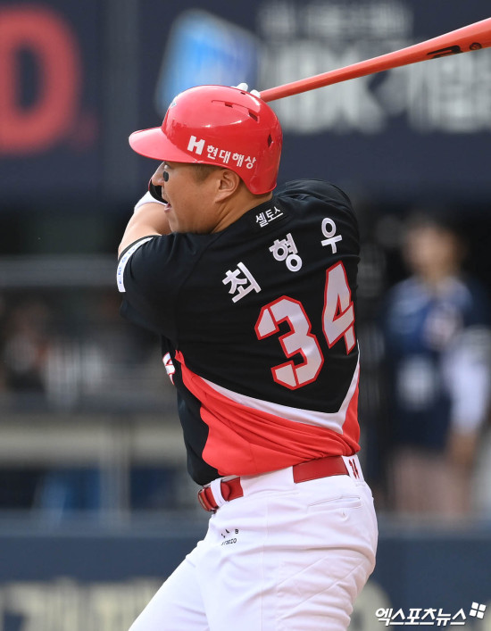 '리빙 레전드' 최형우, 이승엽 넘어 'KBO 최다 타점+최초 1500타점' 눈앞