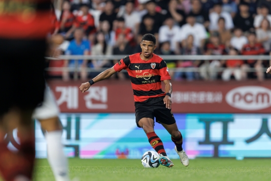 ‘공수양면 만점 활약’ 포항 오베르단, K리그1 20R MVP