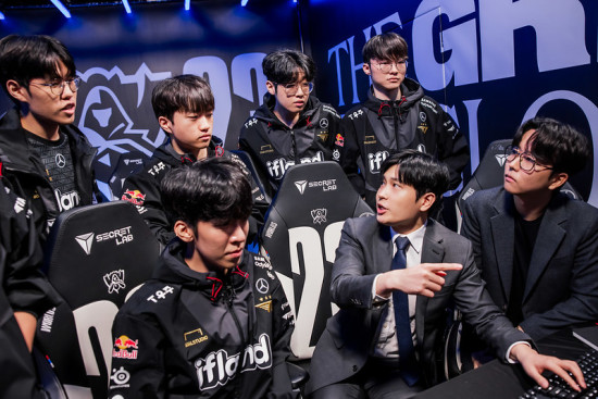 번뜩이는 '오너' 이니시에... T1 코치진, 결승 진출 확신했다 [엑's 인터뷰]