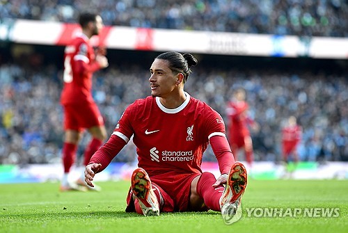 리버풀 레전드 FW 코웃음 "누녜스로 EPL 우승? 글쎄요…"