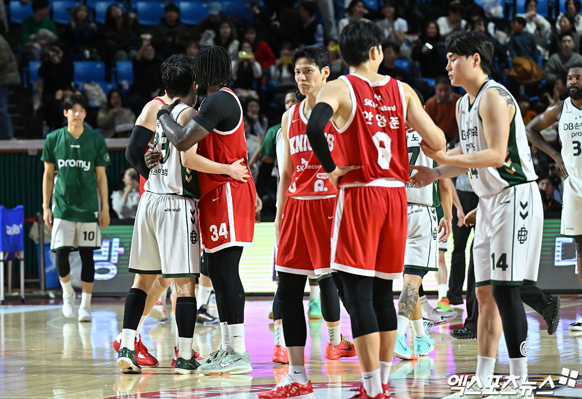 SK 'DB에 74:65로 승리'[포토]
