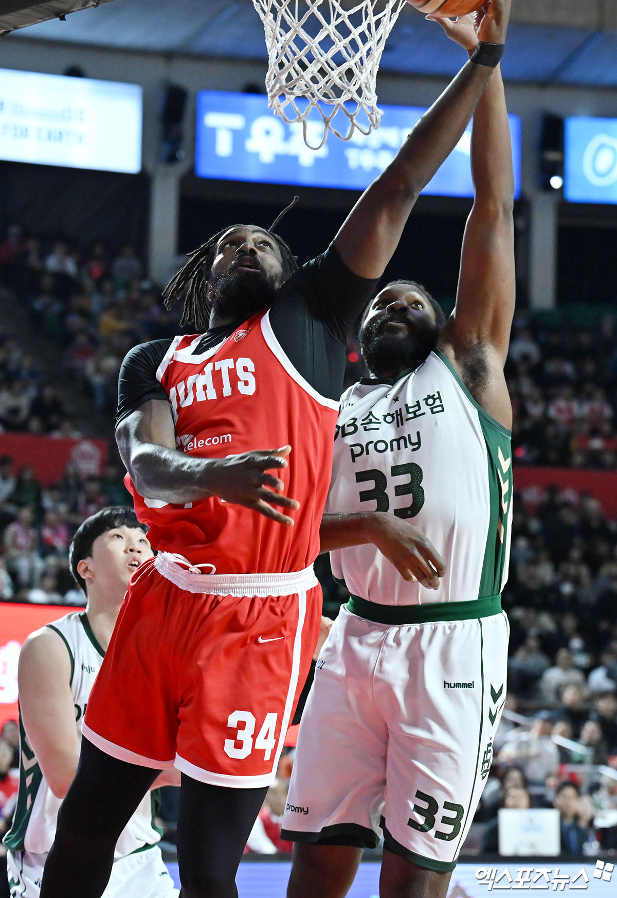 은퇴 좀 말려봐…'KBL 최초 기록' SK 워니, 한 시즌 라운드 MVP 3회 선정 [공식발표]
