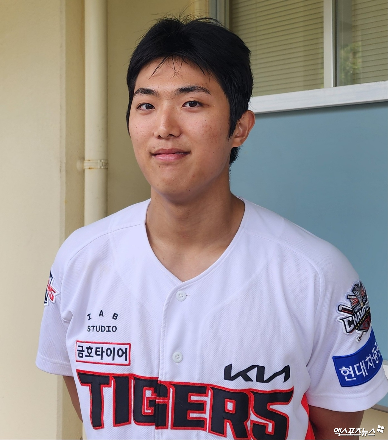 KIA팬 열광하라! 이의리, 첫 라이브 투구부터 '146km' 쾅…"생각보다 스피드 잘 나왔다" [오키나와 현장]