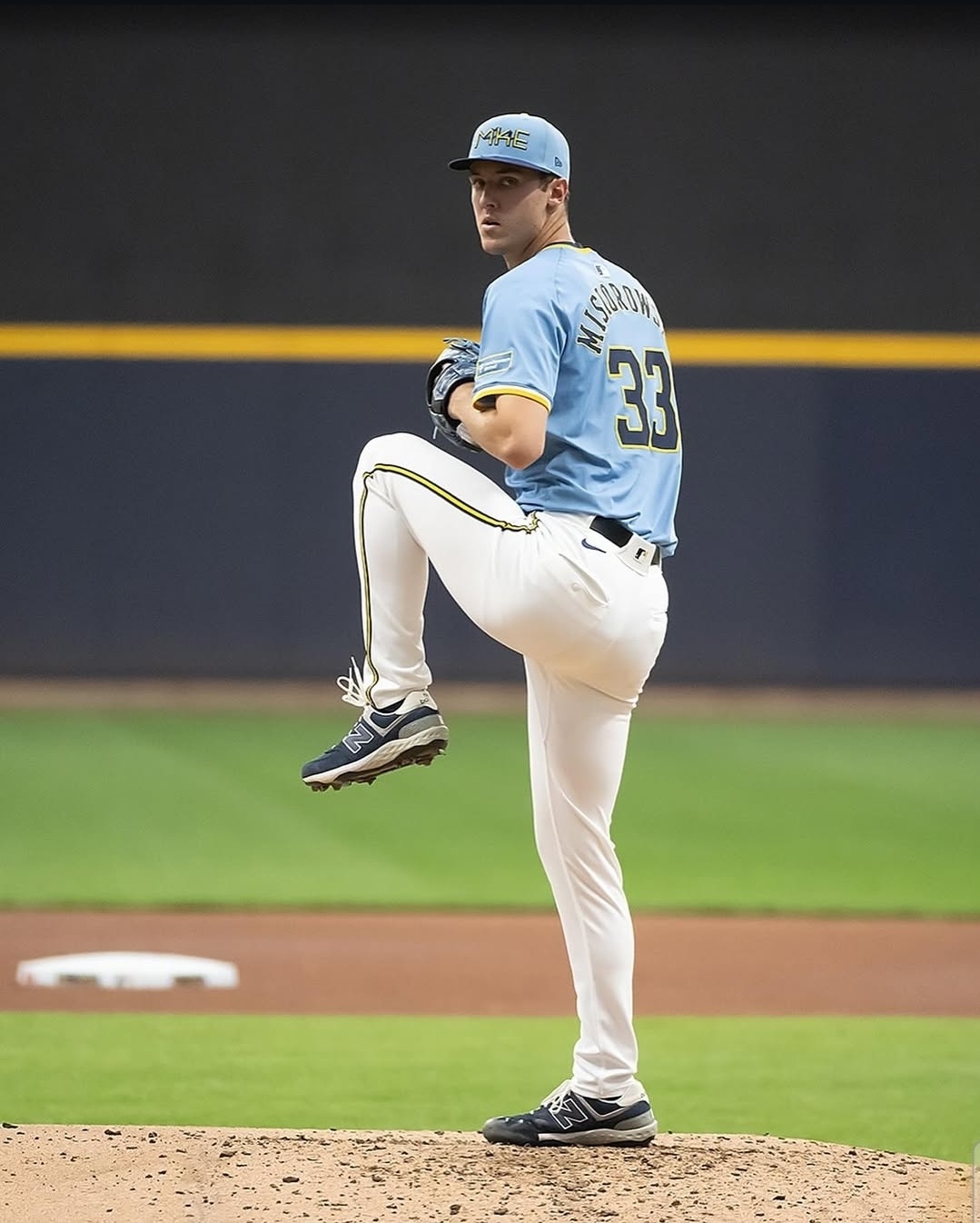 164km 강속구+5이닝 완벽투, 빅리그 데뷔전서 강렬한 인상 남긴 2002년생 우완 영건