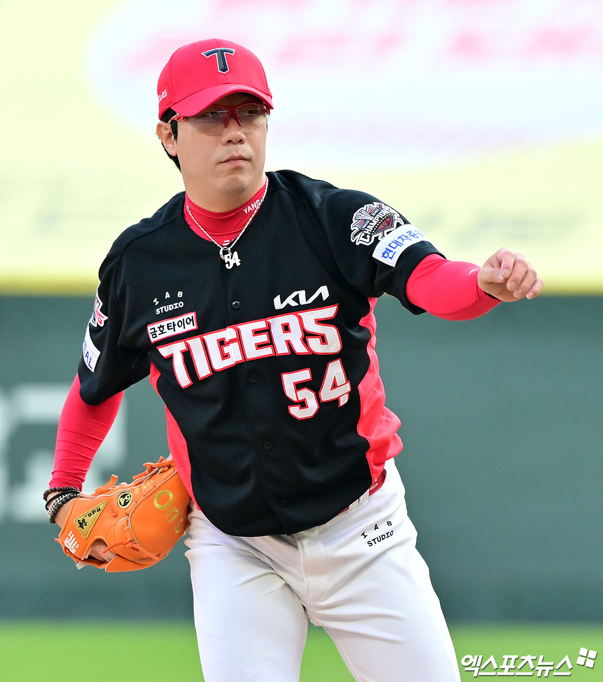 '광현종 맞대결 하루 밀렸다' KIA-SSG 끝내 우천취소→추후 재편성…양현종-김광현 21일 그대로 선발 [인천 현장]