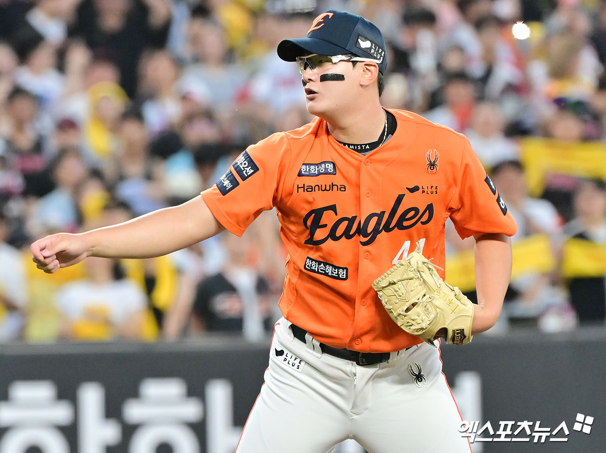 "서현이에게 직구 던지라고 했죠"...'日 독립리그+NPB 2군→SSG행' 장현진의 다짐 "목표는 올해 1군 콜업" [인천 인터뷰]