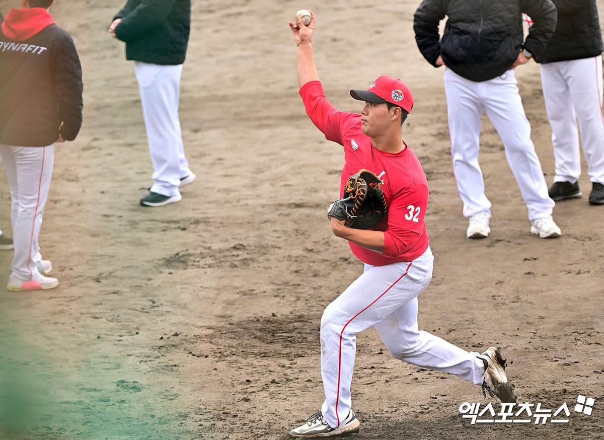 "KBO 1등 포수 되고파" 1R 포수 성장에 미소 짓는 SSG…"확대엔트리 때 가장 먼저 부를 것" [인천 현장]