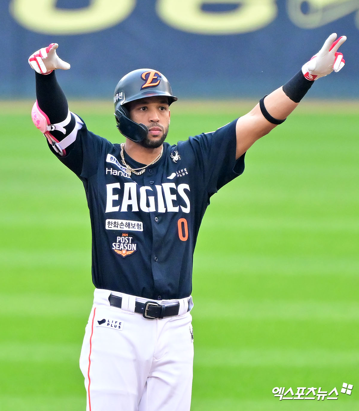 한화 타선 침묵 끝! 6회초 노시환 적시타+하주석 희생플라이→LG 2점 차 따라붙었다 [KS1]